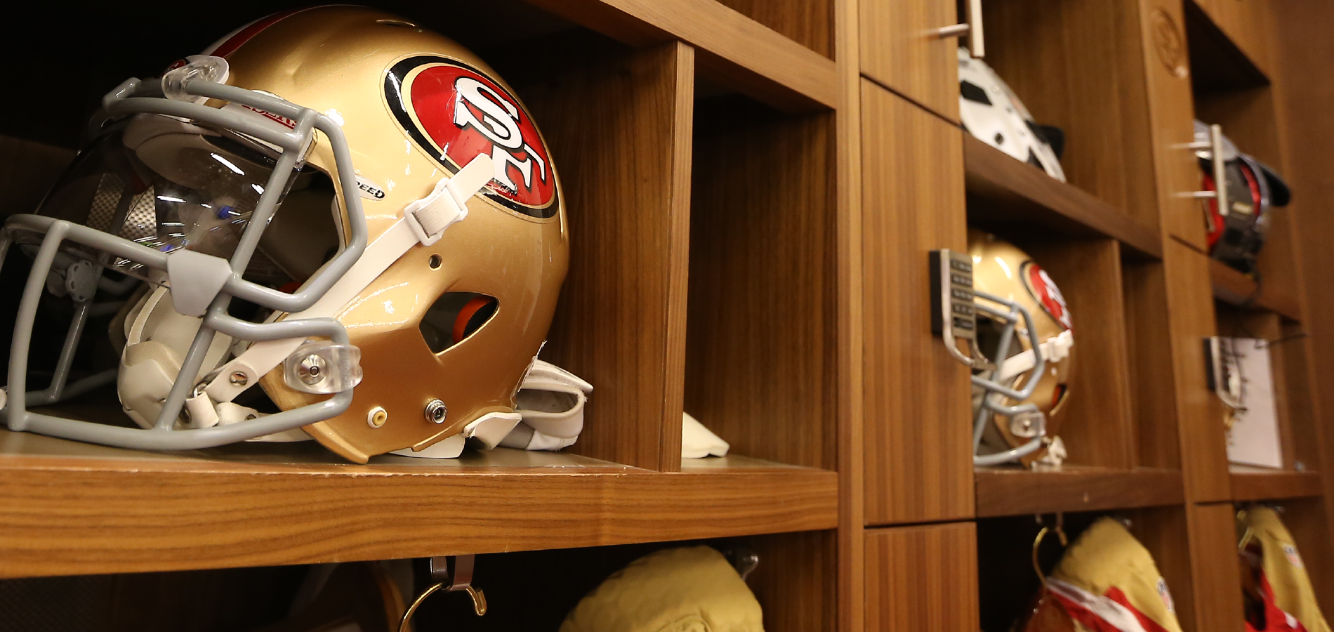 Social Distancing Affects NFL Locker Rooms